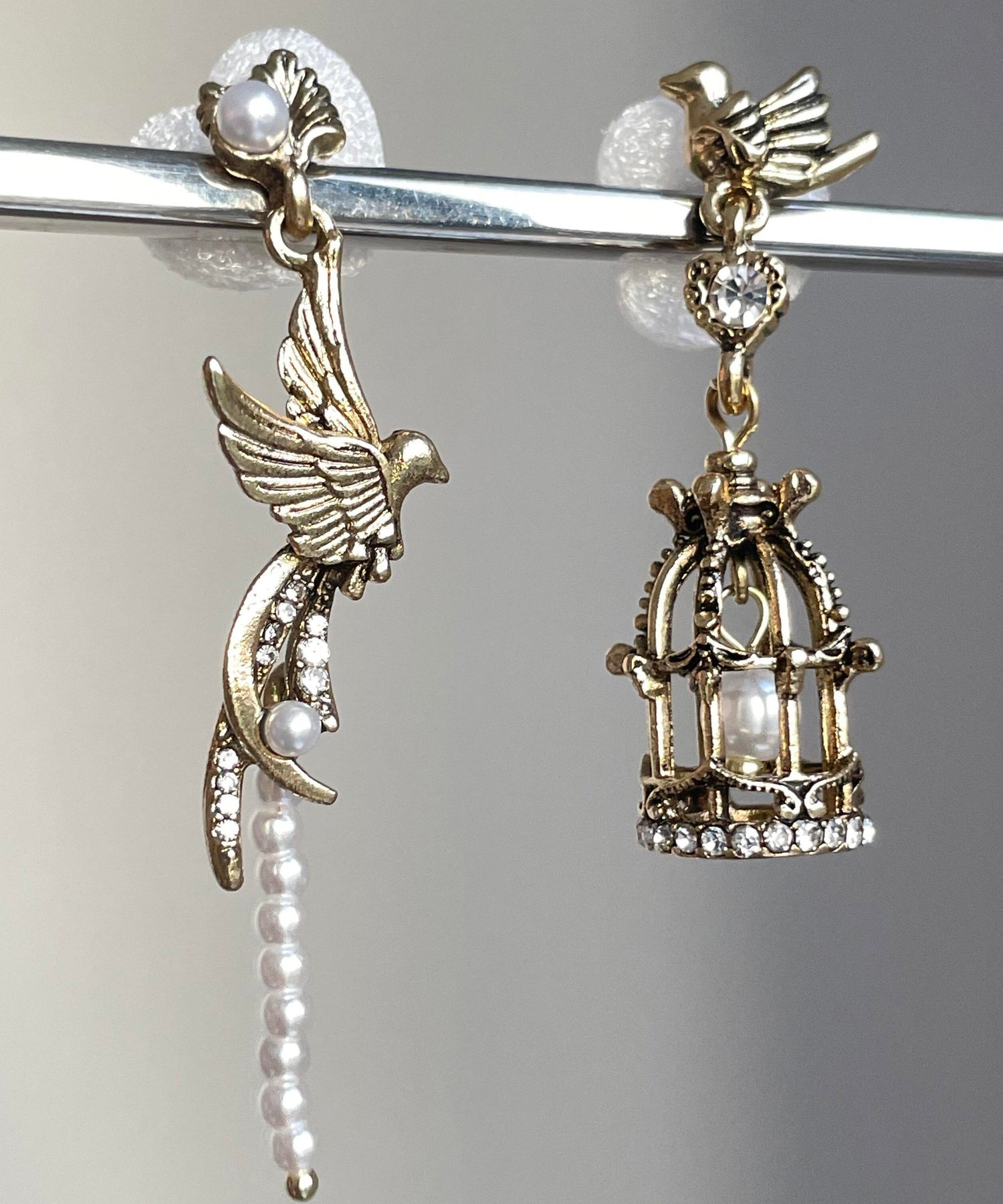 Fine Gold Alloy Asymmetrica Pearl Flying Bird Birdcage Tassel Drop ...